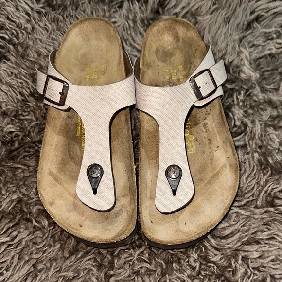 Birkenstock | Shoes | Birkenstock Papillio Gizeh Style Sandals Size 37 ...